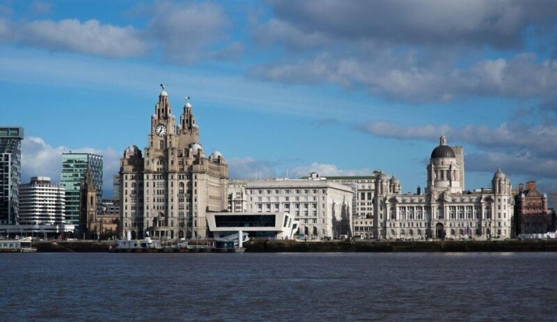 Liverpool Private Guided Walking Tour - The Plus of a Private Guide