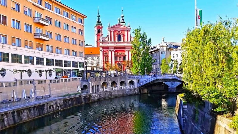 Ljubljana: Old Town Private Walking Tour with a Local Guide - The Heart of Ljubljana: Main Attractions