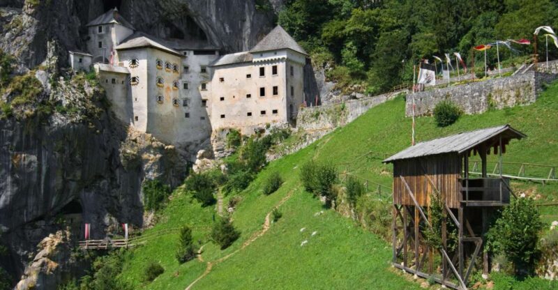 Ljubljana: Postojna cave & Predjama castle small group tour - Exploring Slovenia’s Hidden Wonders: Postojna Cave & Predjama Castle Small Group Tour