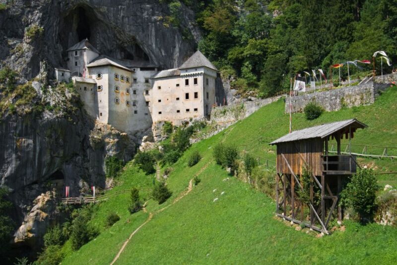 Ljubljana: Postojna cave & Predjama castle small group tour - Key Points