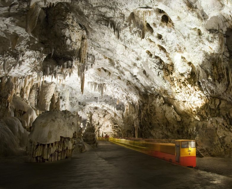 Ljubljana: Postojna Cave & Predjama Castle Tickets and Tour - FAQ