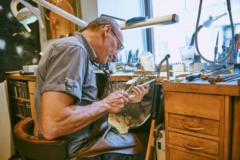 Ljubljana: Private Goldsmithery & Jewelry Workshop and Tour - Who Should Consider This Experience