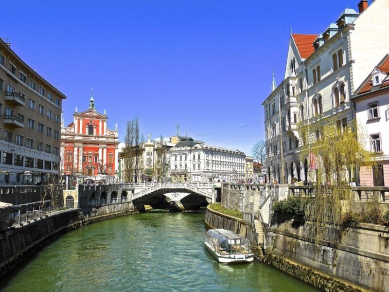 Ljubljana: Private Tour with a Local - Meeting Your Guide and Setting Expectations
