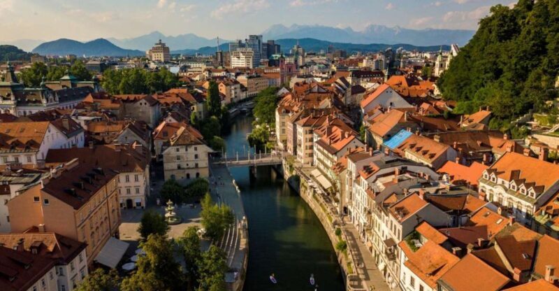 Ljubljana: Stand-Up Paddle Boarding Tour - The Balance of Value and Experience