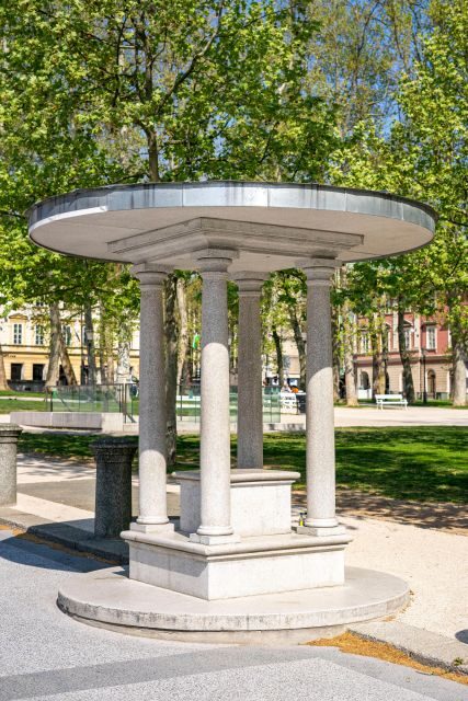 Ljubljana: UNESCO cultural heritage tour - Authentic Experiences & Practical Value