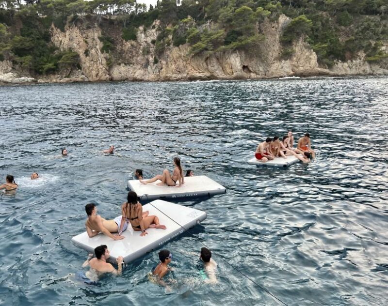 Lloret de Mar: Sunset Catamaran Cruise with DJ and Drinks - Who This Experience Is Perfect For