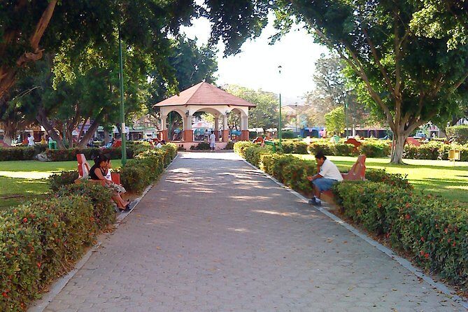 Local Experience Shopping and Sightseeing Tour - Price and Value for Money