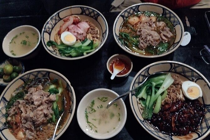 Local Food & Authentic Sightseeing Dng ông - An Honest Look at the "Local Food & Authentic Sightseeing Dng ông" Tour