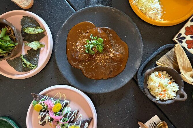 Local Foodie Adventure in Mexico: +10 dishes with Sherpa Tours - Meeting Point and Group Size