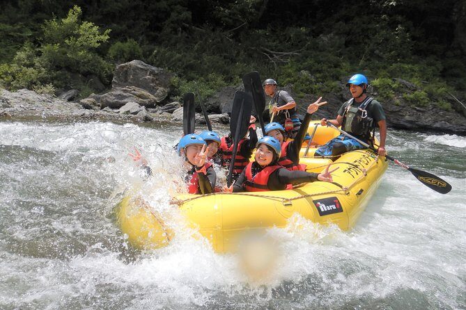 Local half past 12 meeting, rafting tour half day (3 hours) - The Itinerary in Detail