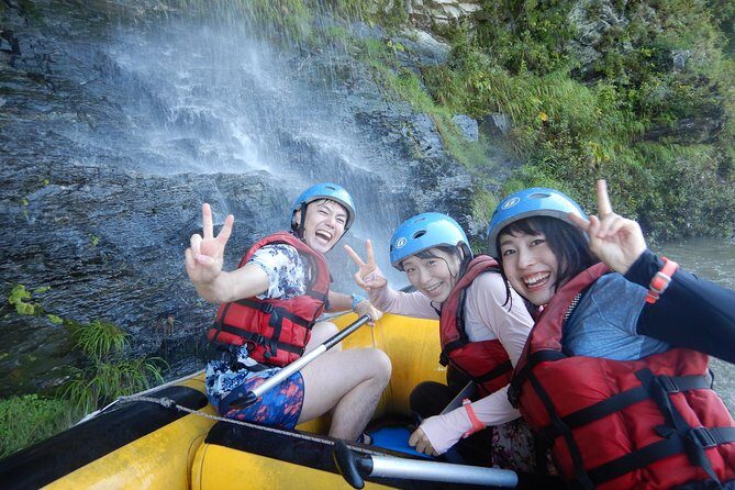 Local half past 12 meeting, rafting tour half day (3 hours) - The Photos and Memories