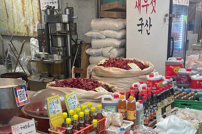 Local Seoul Tour at Traditional Market with Han River Picnic - FAQ