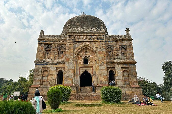 Lodhi Garden Delhi: A Self Guided GPS Audio Tour - FAQ