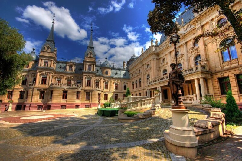 Lodz: Private City Walking Tour - What Do the Reviews Say?