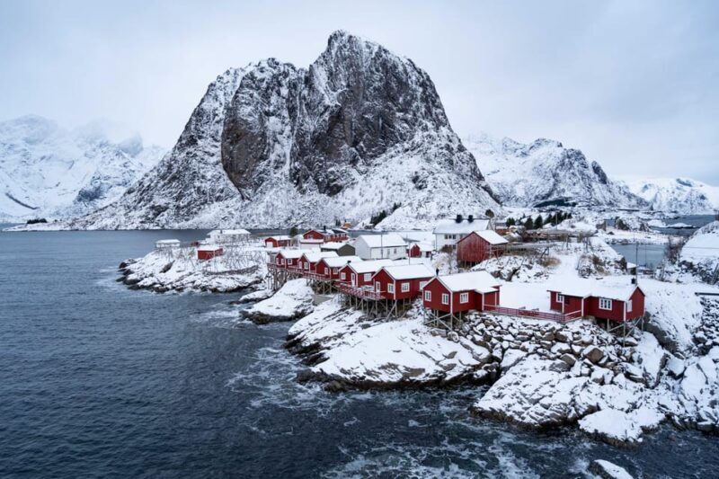 Lofoten: Reine, Hamnøy, and Skariskøya Photo Tour - Transportation and Group Dynamics