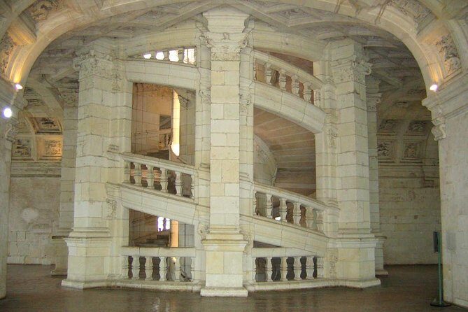Loire Valley Castles Guided Day Trip from Paris in minivan - An In-Depth Look at the Loire Valley Day Trip