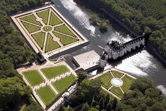 Loire Valley Castles Guided Day Trip from Paris in minivan - Authentic Experiences and Real-World Insights