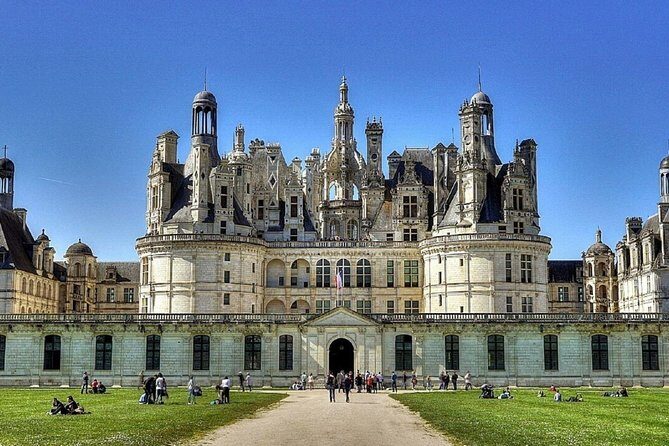 Loire Valley Trip from Paris with Private Local Guide & Private Transportation - Authentic Touches and Real Feedback