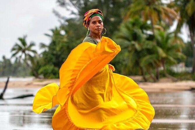 Loiza "VIP" Bomba Dance Class with Live Drums on The Beach - Visual and Sensory Experience