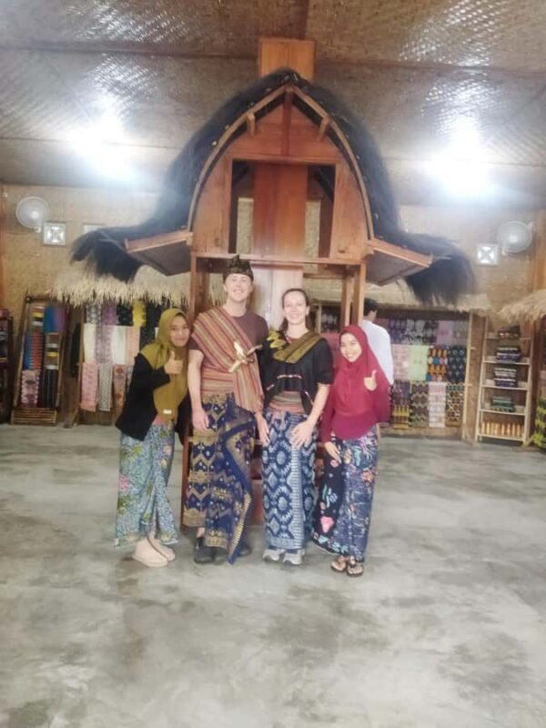 Lombok: Benang Stokel and Kelambu Falls Tour & Beach Sunset - Key Points