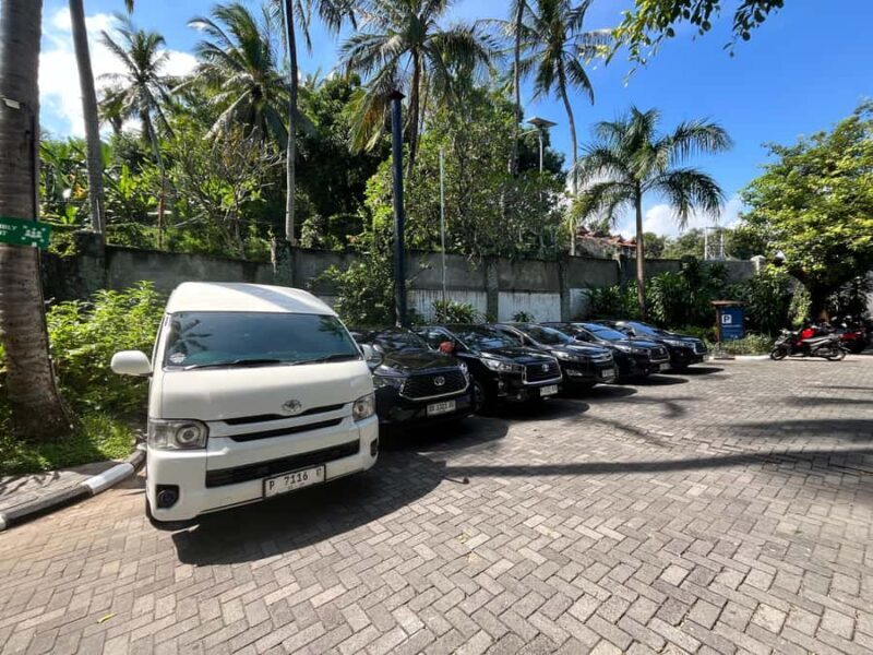 Lombok: Car Hire With Driver - Key Points