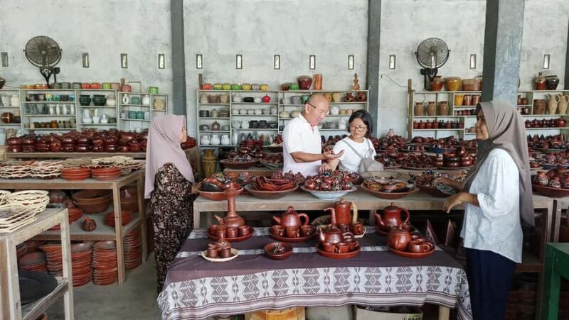 Lombok: Full-Day Tour with Lunch and Hotel Pickup - Who Should Consider This Tour?