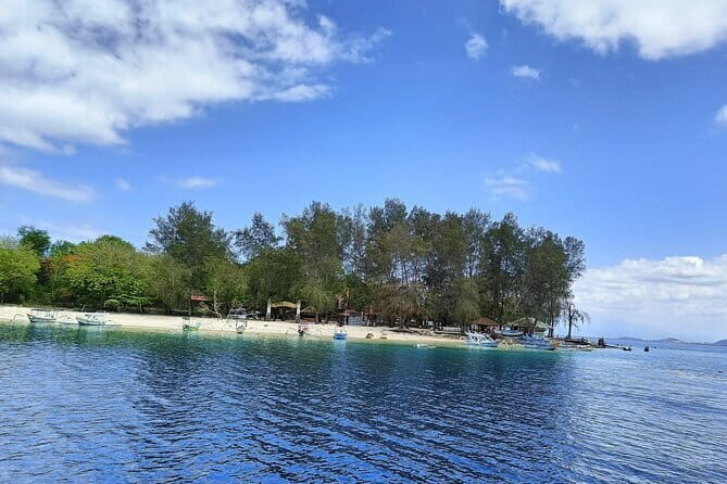 Lombok Guided Snorkeling Tour in Gili Kondo, Bidara and Kapal - Who Will Love This Tour?