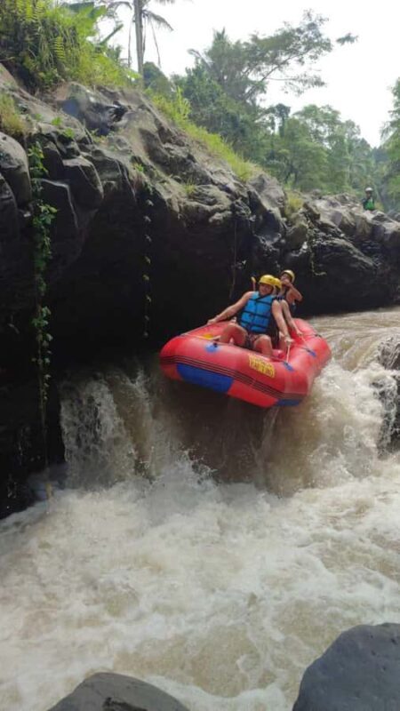 Lombok : Islamic Centre, Balinese Temple end River Rafting - Exploring the Islamic Centre Lombok