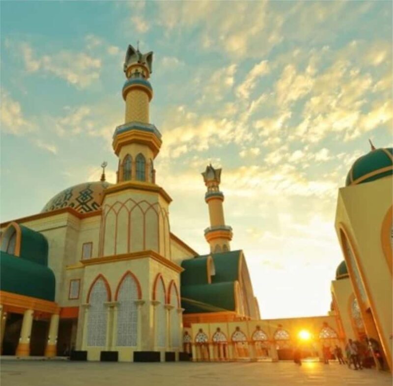 Lombok : Islamic Centre, Balinese Temple end River Rafting - Discovering Balinese Temples in Lombok