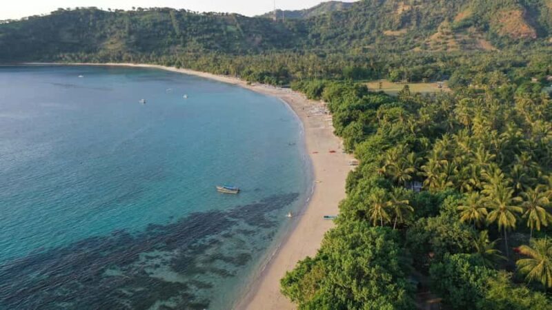 Lombok: Mataram City, Pusuk Monkey Forest & Beach Tour - Authentic Experiences and Authenticity