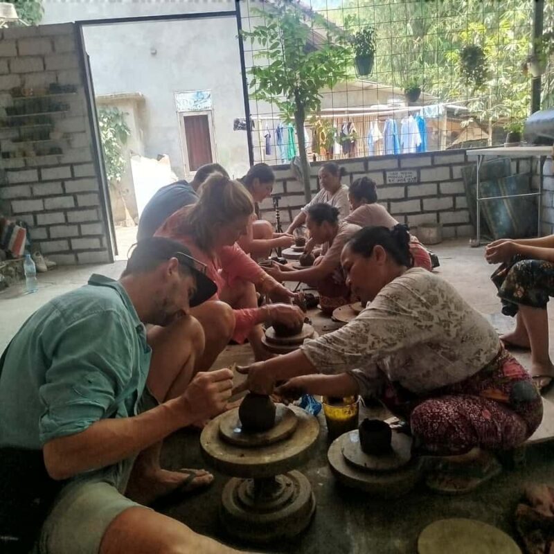 Lombok: Pottery, Coconut Oil, and Cooking Class - What to Expect from This Cultural Day