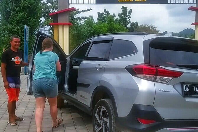 Lombok Private Sightseeing Custom Tour - Key Points