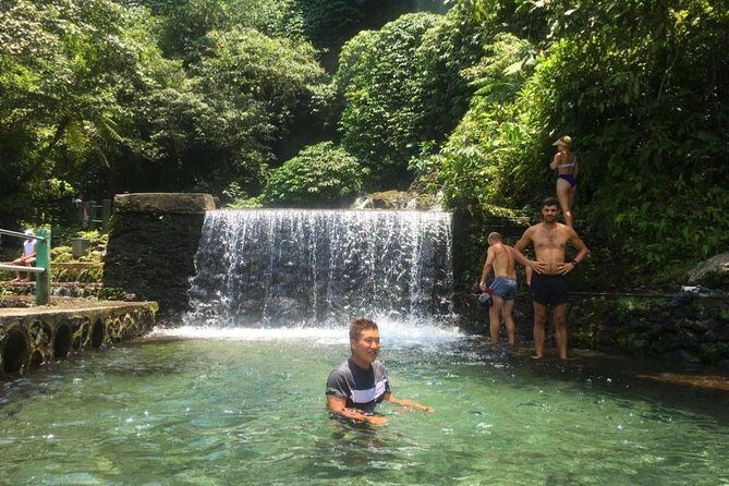 Lombok Private Tour Waterfall And Traditional Village Including Beach - Key Points