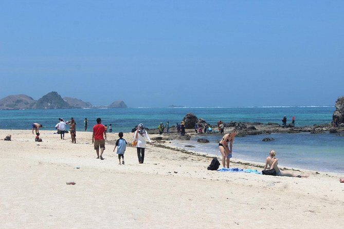 Lombok Private Tour Waterfall And Traditional Village Including Beach - FAQ