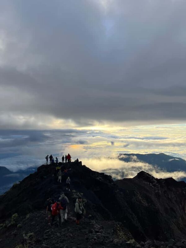 lombok: rinjani 3-Day Trek  Summit - lake - Amazing Views - Physical and Practical Considerations