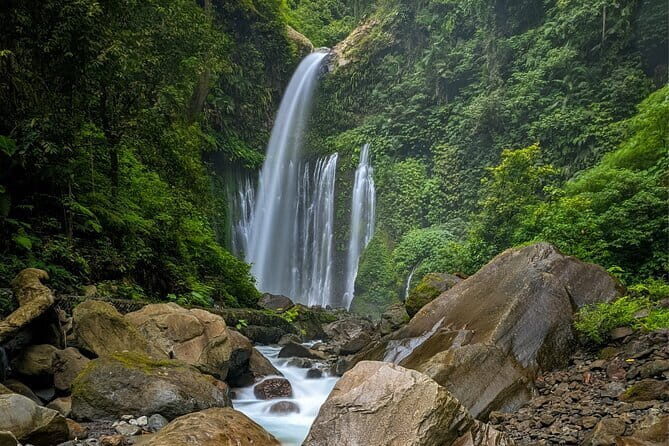 Lombok: Senaru Village, Sendang Gile, and Tiu Kelep Waterfalls - Key Points
