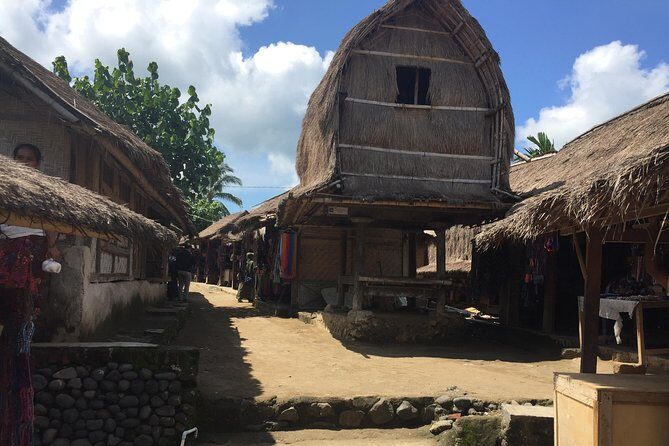 Lombok South Beach and Traditional Village Tour - Who Should Consider This Tour?