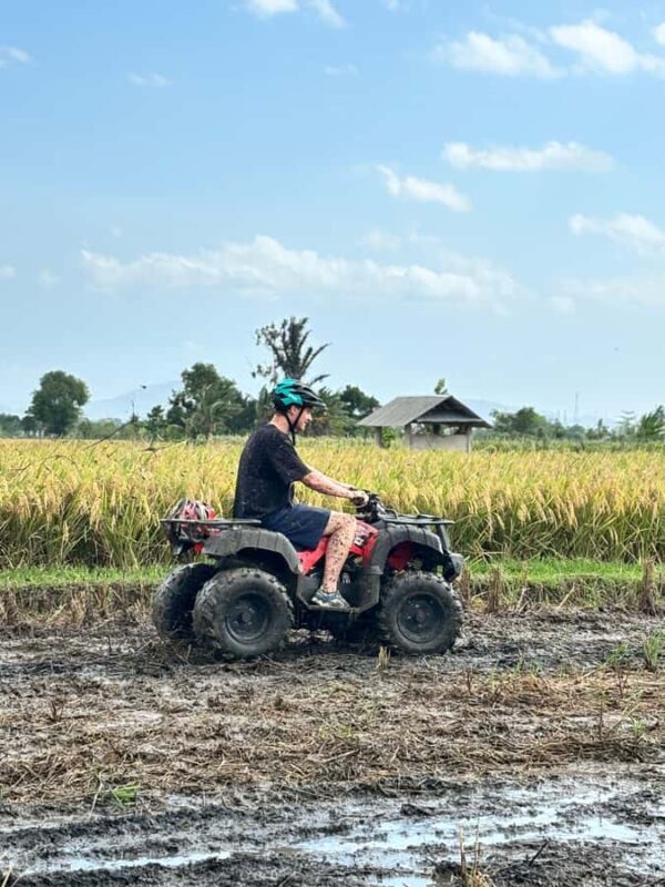 Lombok: Traditional and Adventure Experience - Key Points