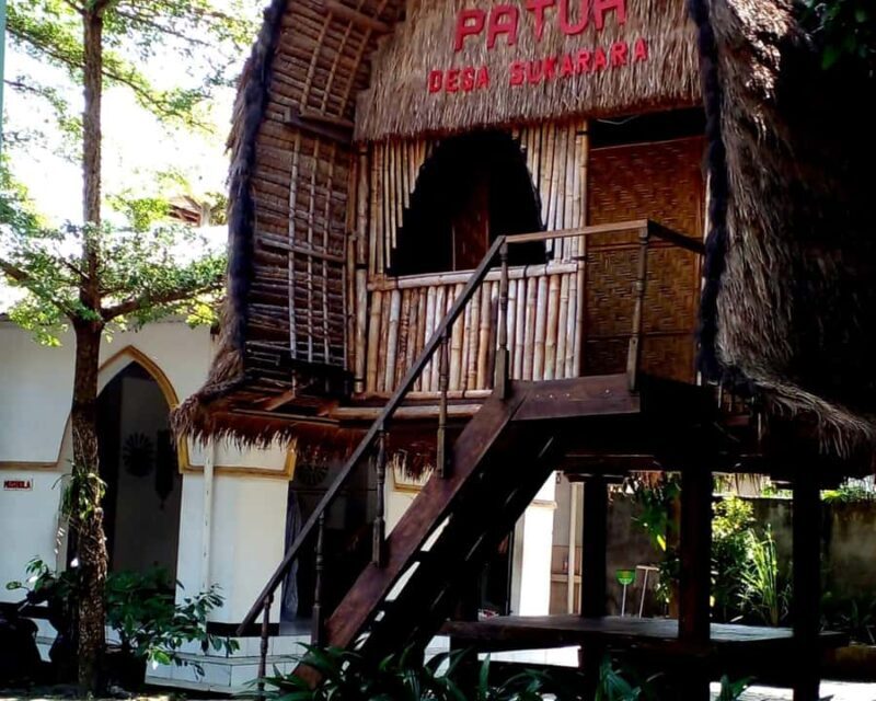 Lombok: Waterfall, Traditional Village & Kuta Beach Tour - Who This Tour Is Best For