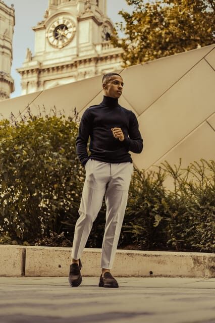 London: 1980s-Inspired Photoshoot at Iconic Landmarks - Key Points