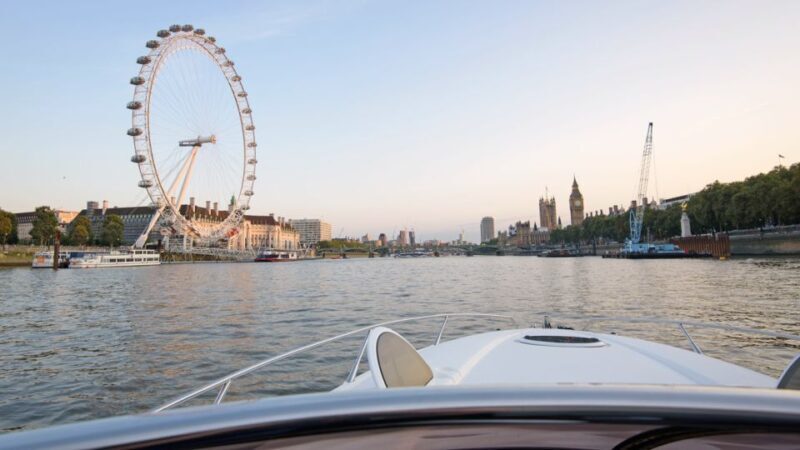 London: 2 hour private luxury yacht hire on the River Thames - What We Loved and Consider