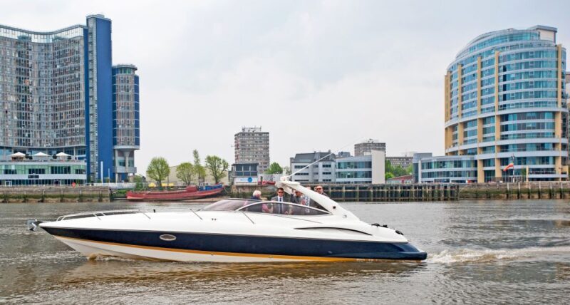 London: 2 hour private luxury yacht hire on the River Thames - FAQ