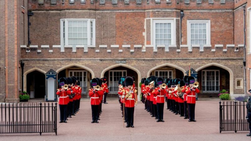 London: 24-Hour Hop-On Hop-Off Bus Pass - Who Should Consider This Tour?