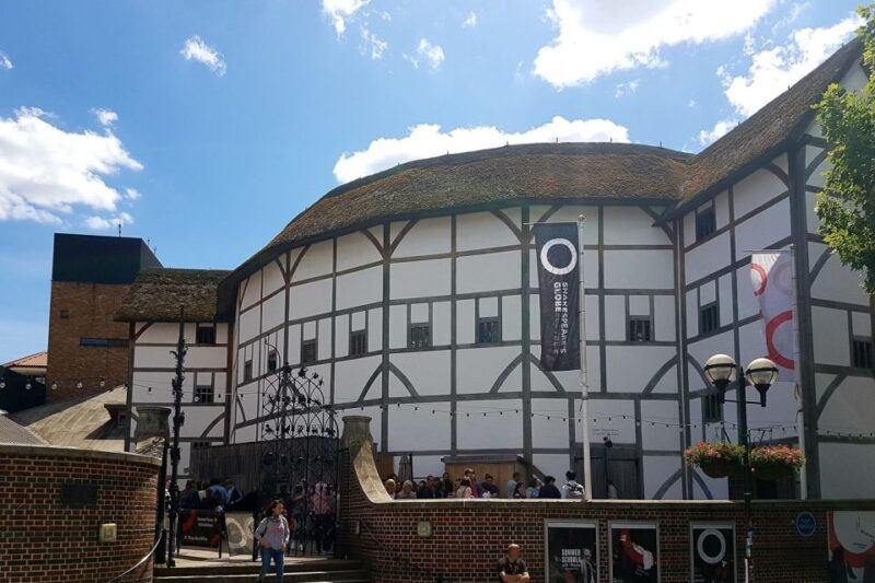 London: 30 London Sights Guided Walking Tour - The Guides: Making the Difference