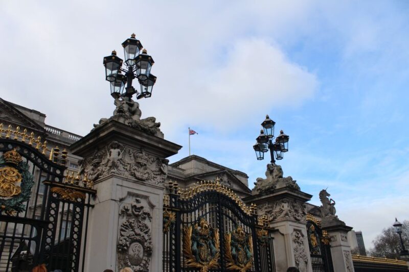 London: 4-Hour Panoramic Tour by Black Taxi - Introduction to the Tour Experience