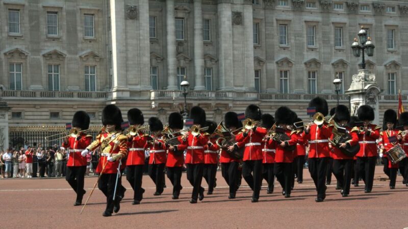 London: 4-Hour Panoramic Tour by Black Taxi - Itinerary Breakdown and What to Expect