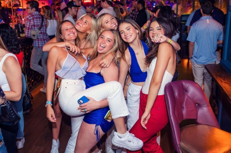 London: 4 Soho Nightclubs Crawl - Authentic Experiences from Past Participants
