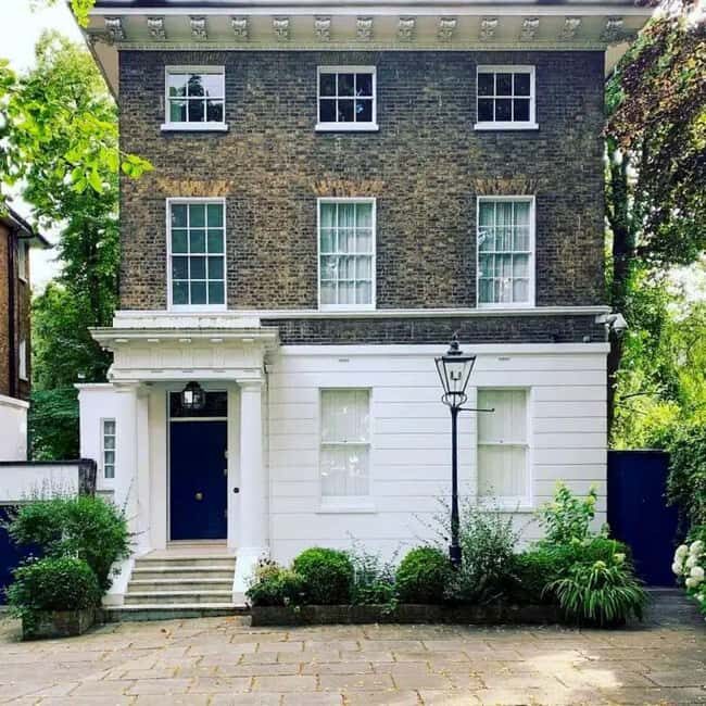London: Beatles Magical Mystery Tour; Abbey Road, Savile Row - The Value for Money