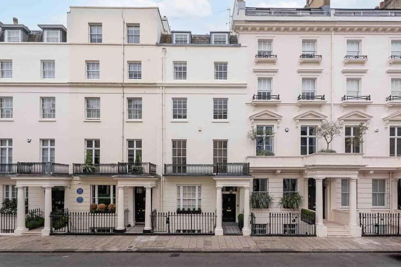 London: Belgravia Pub Crawl with 6 Pubs - Key Points
