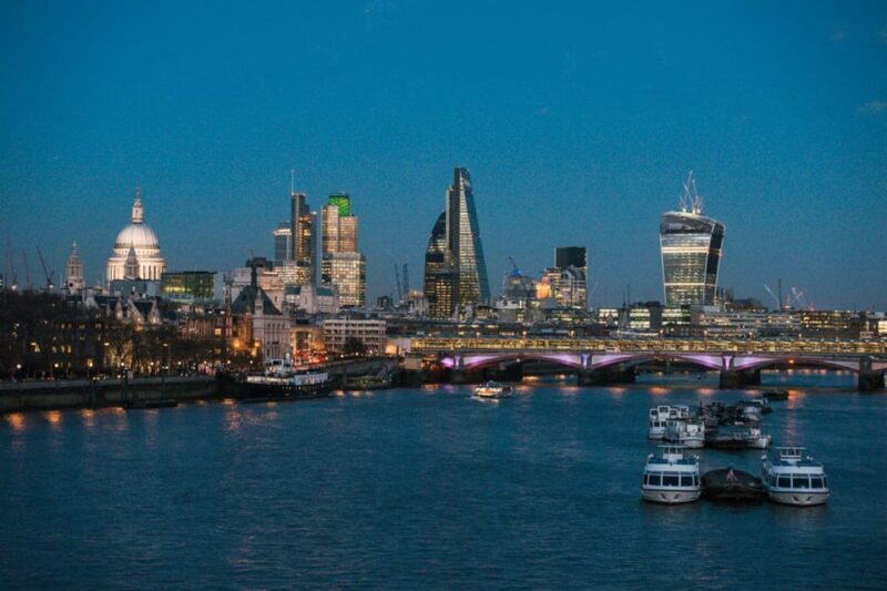 London: Big Bus Panoramic Evening Tour by Open-Top Bus - FAQs